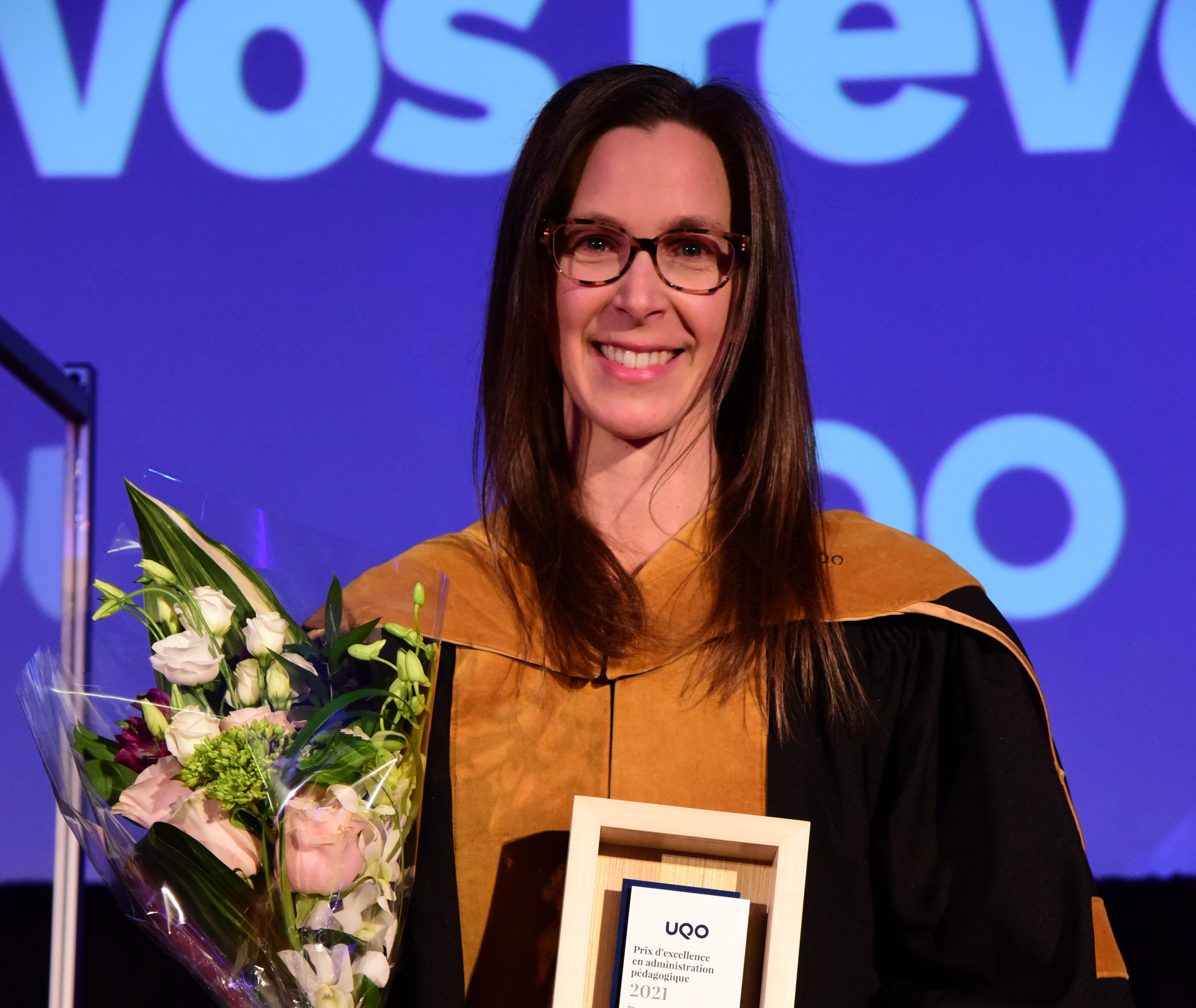 Geneviève Forrest reçoit le Prix d’excellence en administration ...