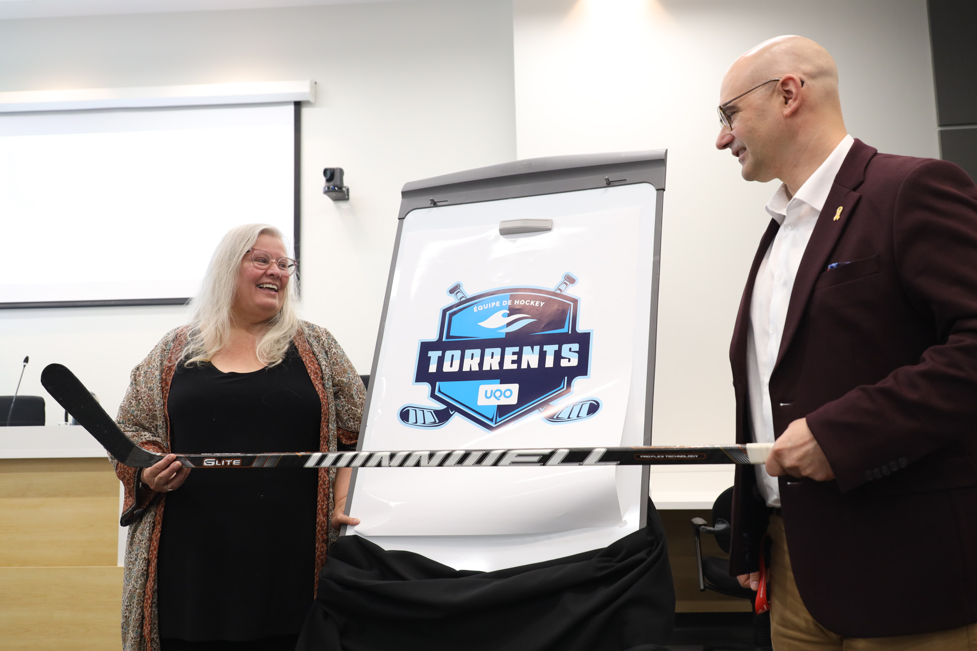 L’UQO saute sur la glace et joint les rangs du hockey universitaire ...