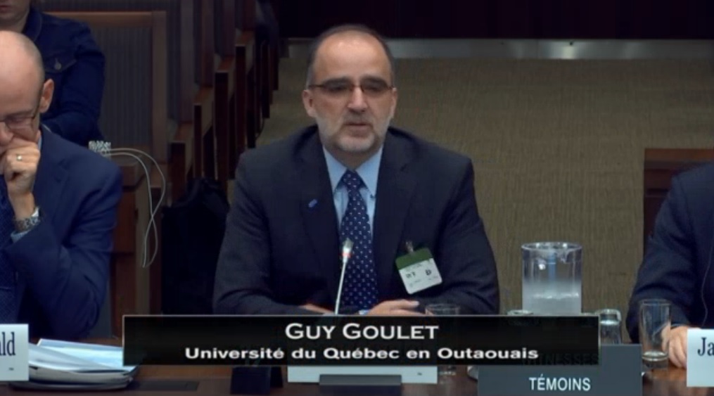 Le professeur Guy Goulet devant le Comité permanent des finances | UQO ...